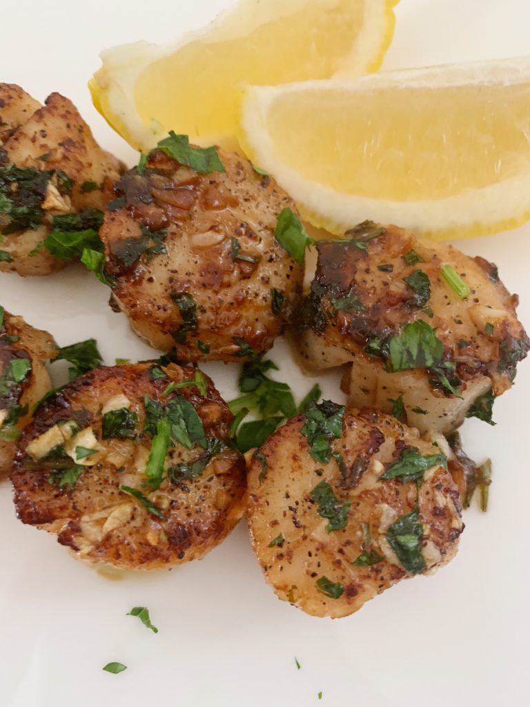 Lemon Butter Scallops (Whole30, Paleo) - a dash of dolly