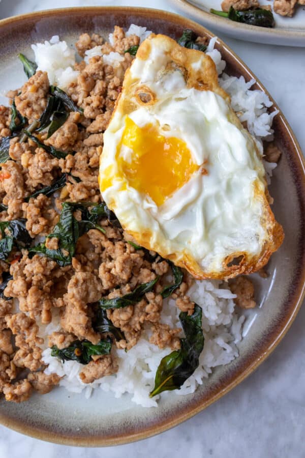 Pad Kra Pao (Thai Holy Basil Stir Fry) - a dash of dolly